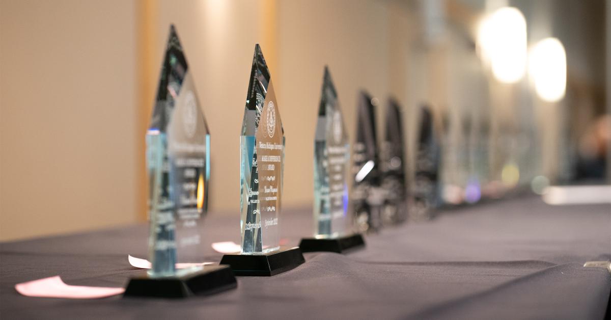 Celebrate faculty, staff achievement at 2024 Fall Awards Celebration ...