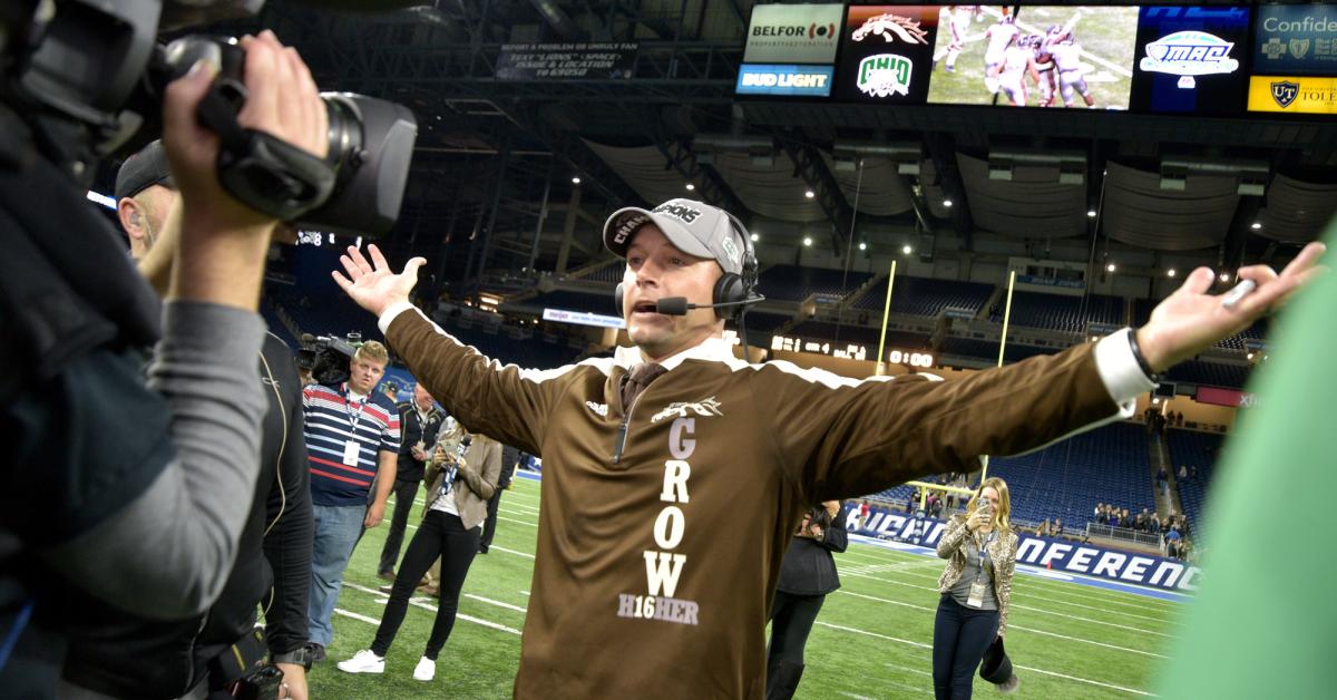 WMU football coach P.J. Fleck named regional coach of the year ...
