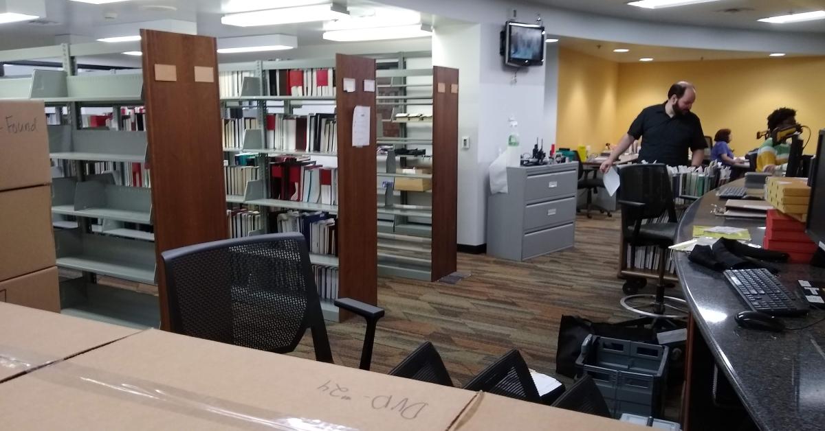 Waldo Library opens with fresh look, new technology | Western Michigan ...