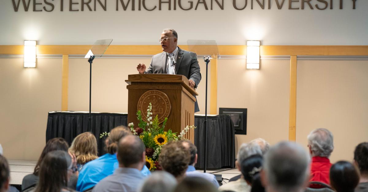 Celebrate faculty, staff achievement at Fall Convocation 2022 | Western ...